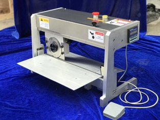 China Aluminium PCB Depaneler For LED Panel Strip Cutting Separating supplier