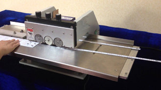 China Aluminium PCB Depanelizer With Japan Blades For LED Lighting supplier