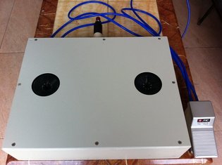 China E27 E14 Crimping Punching Machine With Two Holder Punching For LED Bulb Cap supplier