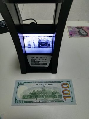 HS210 Infrared counterfeit detector,portable banknote detector,fake bill detector