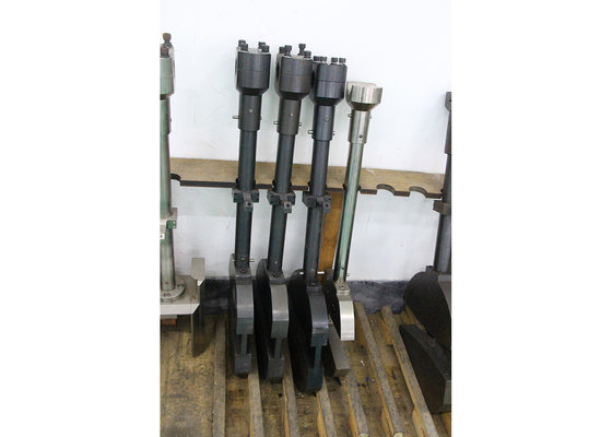 ASTM E23 ISO148 표준 진자 충격 시험기 300J 하나 몸 주물 구조