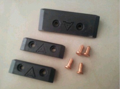 OEM Serviced Textile Machinery Spare Parts Italy Knitting Stenter Machine Parts Pin Holder And Chain
