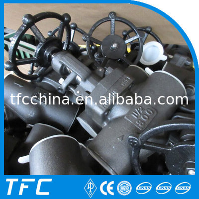 API 602 plug disc forged steel globe valve