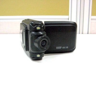 Full HD 1080P H.264 HDMI 4X digital zoom Car black box video recorder camera with 120 degree