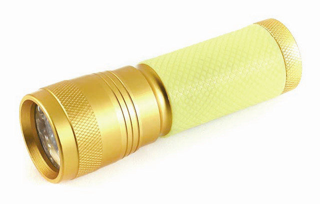 11000-13000 * 14 MCD Yellow 14 LED 3 AAA Mini LED Flashlights ND14002