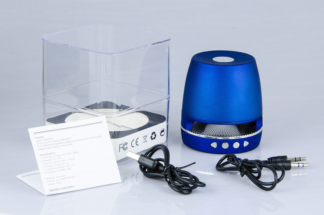 Outdoor Travel HI FI Bluetooth Speakers A2DP With Led Light And Microphone