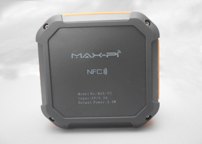 Dustproof outdoor patio bluetooth speakers with USB Chargeable Cable and Audio Line