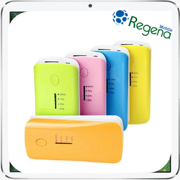 Fashionable Portable Mobile Power Bank of 5600Mah Mobile Phone Accessory in Pink, Green, Blue