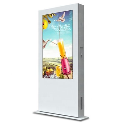 서 있는 옥외 LCD 디지털 방식으로 간판 4K 높은 광도 LCD 패널을 마루청을 까십시오