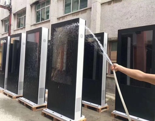 LCD 광고 전시를 서 있는 큰 LCD 광고 스크린 55inch 공냉식 수직 스크린 지면 옥외 광고 기계