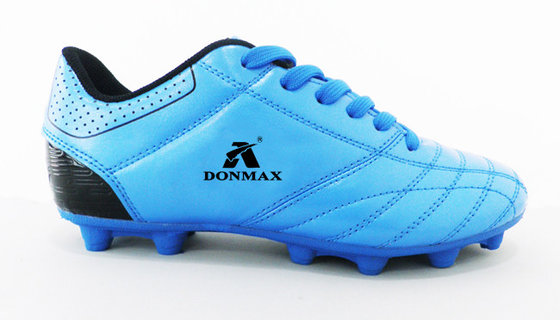 Water Proofing Boys Childrens Soccer Shoes For Outdoor Sports