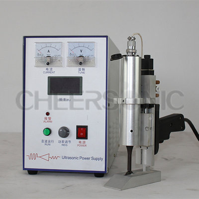 High power Ultrasonic Fabric Cutting Machine for surgical clothing / medical mattresses