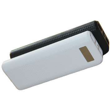LCD Screen 6 Cells 15600mAh USB Portable Power Bank Big Capacity