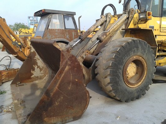 VolvoL120 loader Used volvo L120B wheel loader made in sweden