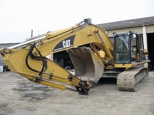 used Caterpillar 325B excavator of 1998  5259 hours 1.2cbm capacity