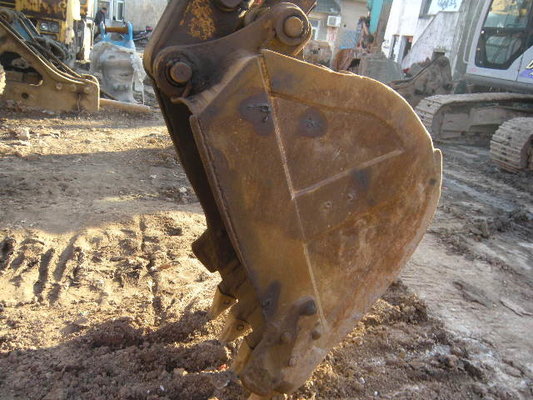 used Komatsu PC130-7 excavator year 2007 used 6589 hours 12600kg
