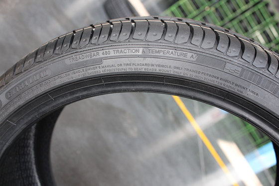 245/35ZR20 Mud All Terrain Tire 215/35zr18 Rubber Vehicle Tyre 248 Section Width
