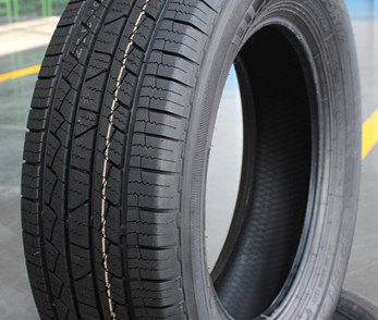 Run Flat Truck Tires 235/65R17 235/70R16 Atv Mudding Tires With 4 Longitudinal Grooves