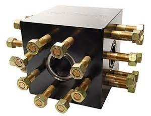 Studded block / Studded Cross  5-1/8" 10M(10000psi) x 1-13/16" 10m(10000psi), API6A 75K