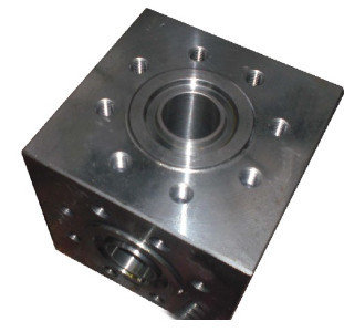 Studded Tee 3 Way, 2-1/16" 5000PSI Without Studs and Buts