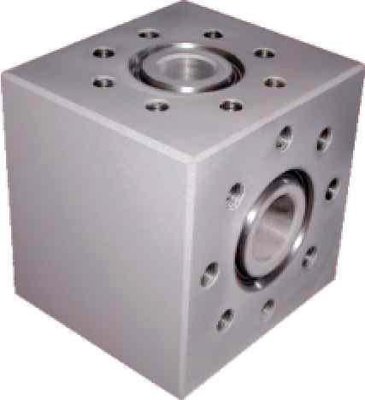 Studded Tee, 3 Way, (4)3-1/16" 15000PSI x (1)2-1/16" 15000PSI API6A