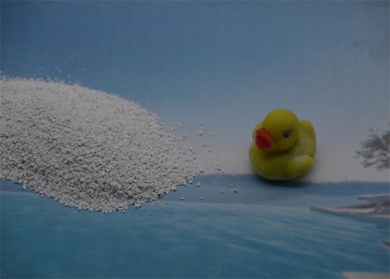 Grey White Swimming Pool Water Treatment Agent Calcium Hypochlorite