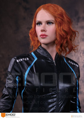 Colore della pelle famoso degli artisti della scultura della cera della celebrità di Scarlett Johansson su esposizione