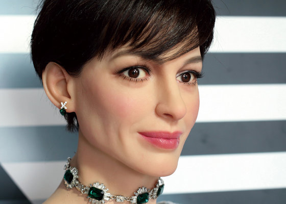 Sculture realistiche a grandezza naturale fatte a mano della cera di personalizzazione di Anne Hathaway