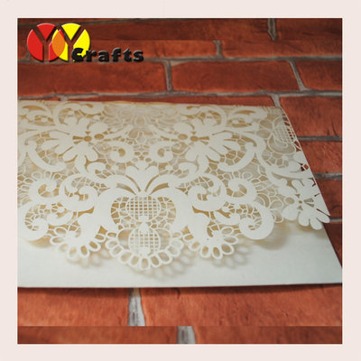 Elegant wedding invitations Cards , laser cut tri - fold lace flower pocket Wedding card
