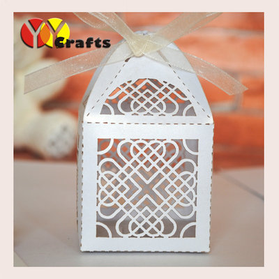 Heart shape white mini wedding favor candy chocolate candy box