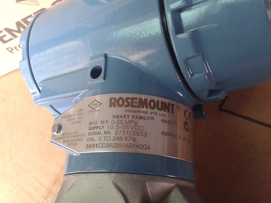 Rosemount 2051C Pressure Transmitters with 305 Integral ManifoldRosemount 2051T Pressure Transmitters
