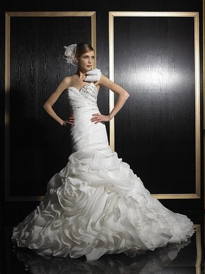 wedding dress, wedding gown, wedding wear, bridal dress, bridal gown, bridal wear