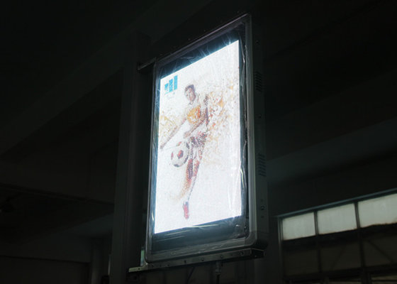 Efectúe la pared video de la pantalla LED delgada, pantalla llevada fina estupenda de la alta frecuencia de actualización