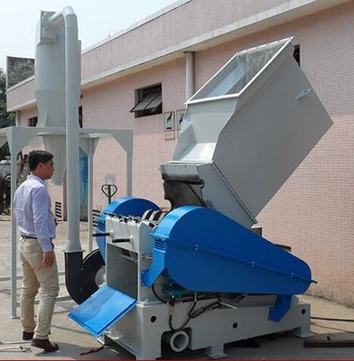 Heavy Duty Plastic Bottle Crushing Machine , Automatic Plastic Scrap Grinder Machine