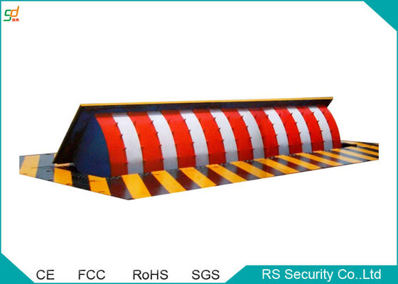 Manual Vehicle Retractable Barrier Gate 380 V Security Road Blocker