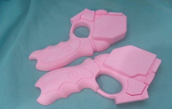 Vacuum material using vacuum mold casting for the remote control board of silicone keys