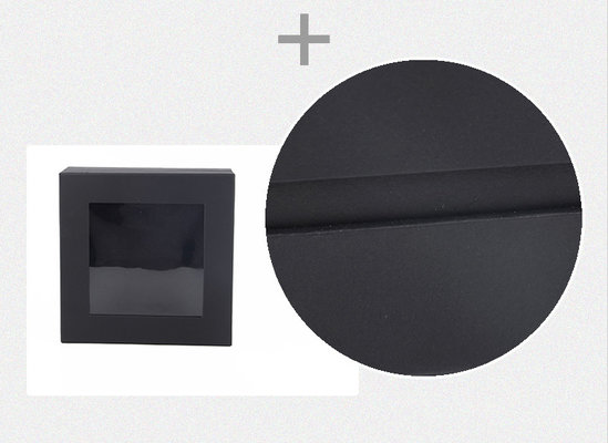 Cajas de regalo bastante negras de la cartulina, base clara de la ventana del PVC y cajas de cartón de la tapa