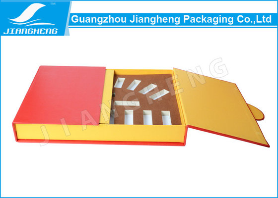 Caja de empaquetado magnética Eco - diseño amistoso del aceite esencial de las puertas abiertas del rojo dos
