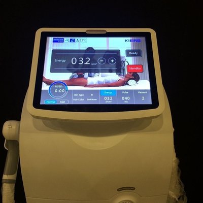 Vacuum Laser Epilation Machine Painless Strong Power 808nm Wavelength
