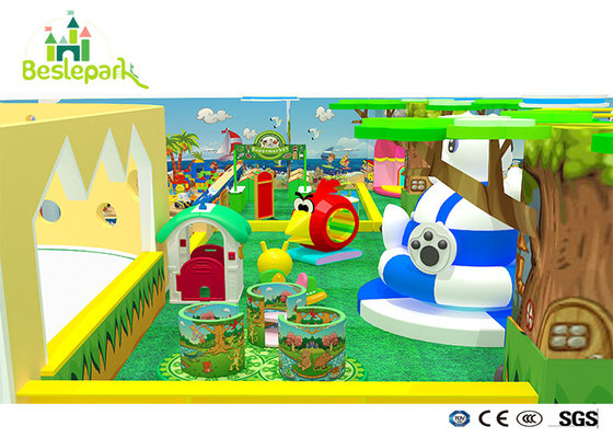 Amusement Park Indoor Children'S Wooden Theme Park / Kids Play Equipment