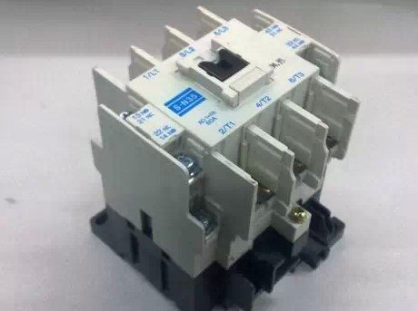 Mitsubish contactor AC DC S-T S-N SD-N S-V S-T65 AC110V 220V 380V
