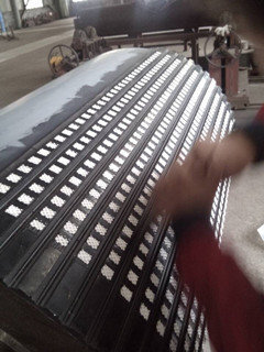 15mm thickness mining industry conveyor durm natural rubber ceramic lagging